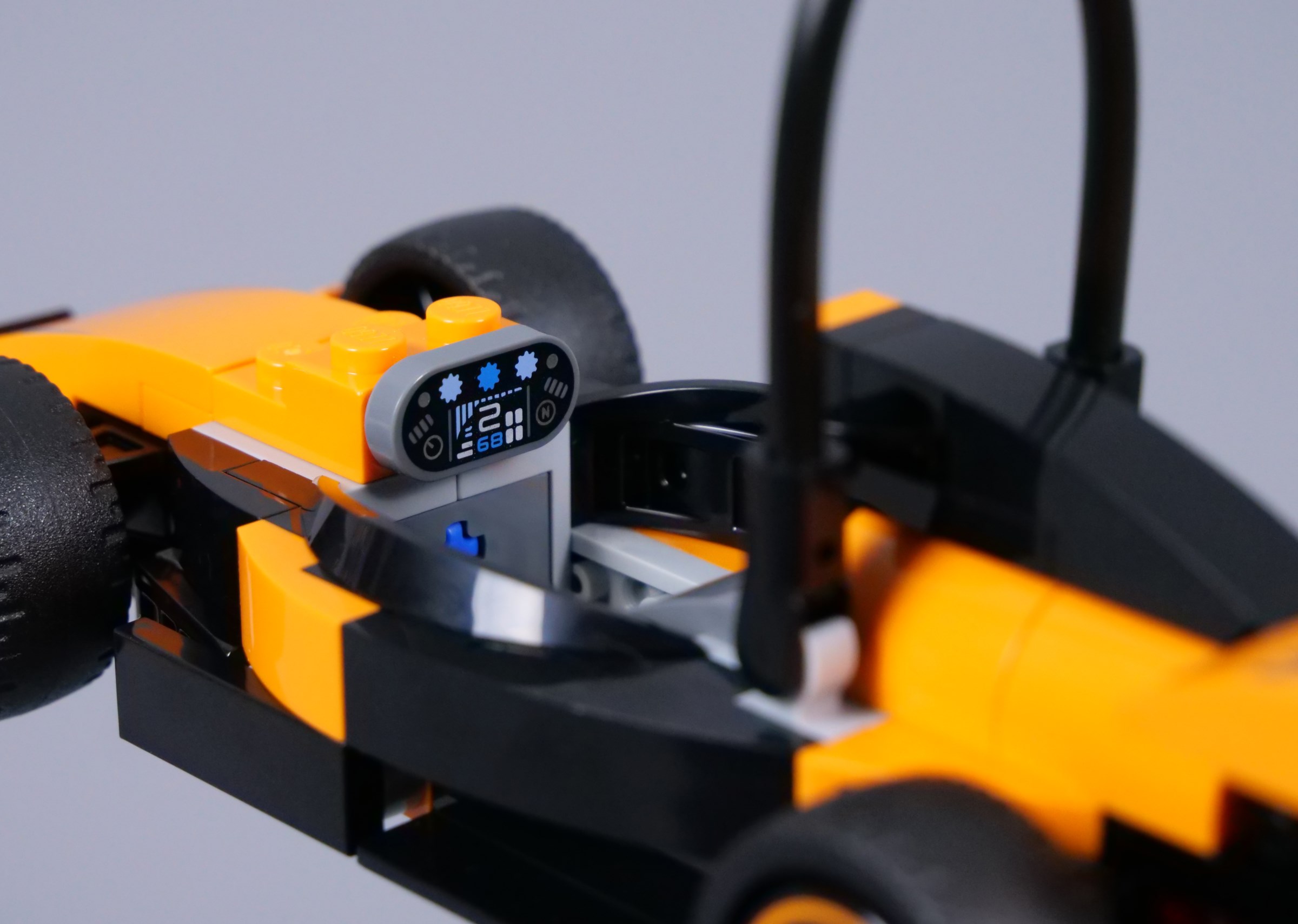 LEGO City 60442 F1 Driver with McLaren Race Car review | Brickset